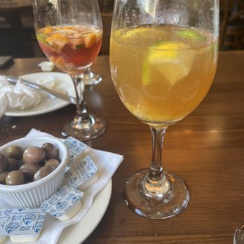 PRIMAVERA PUB - Updated November 2025 - 298 Photos & 146 Reviews - 283 ...