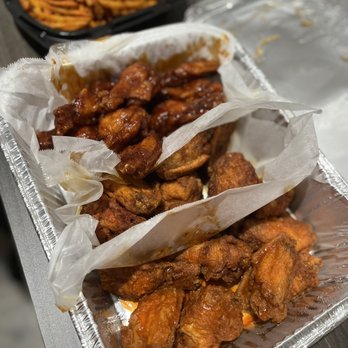 WINGS OVER ROCHESTER - Updated December 2025 - 82 Photos & 96 Reviews ...