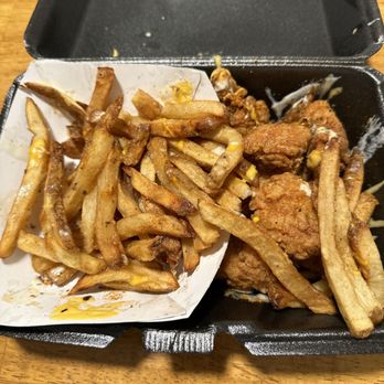 WINGSTOP - Updated December 2025 - 29 Photos & 34 Reviews - 2340 ...