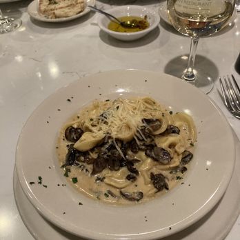 PAOLO’S ITALIAN RESTAURANT - Updated August 2025 - 287 Photos & 327 ...