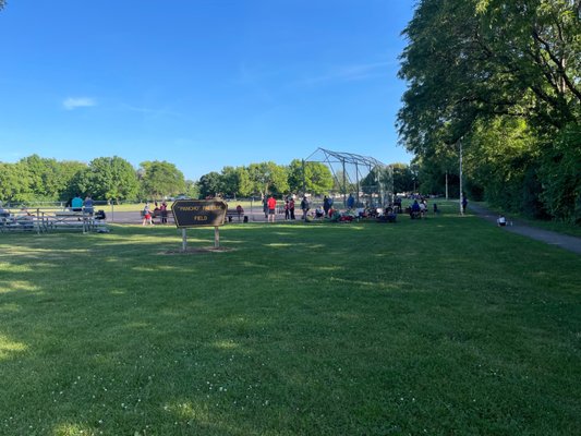 MCCARTY PARK - Updated July 2025 - 14 Photos - Oak Leaf Trl, West Allis ...
