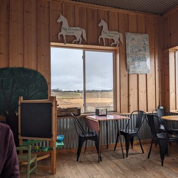 ED DUNNEBACK AND GIRLS FARM MARKET - Updated October 2024 - 232 Photos ...