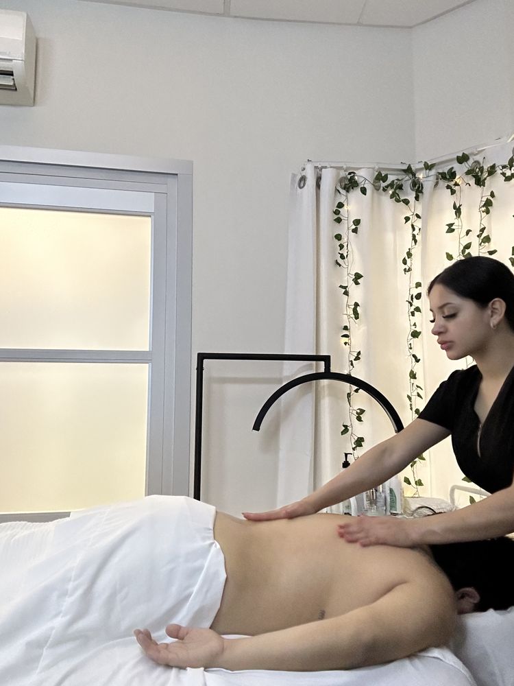 DELUNA SPA & CARE - Updated November 2025 - 13 Photos - Rialto ...