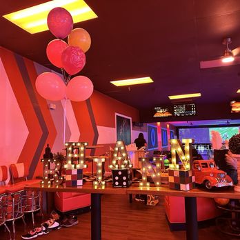 BOWLERO NORTH SACRAMENTO - Updated February 2025 - 163 Photos & 153 ...