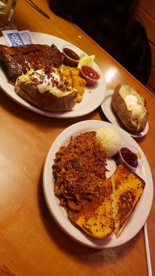 TEXAS CORRAL - Updated December 2025 - 87 Photos & 97 Reviews - 5519 W ...