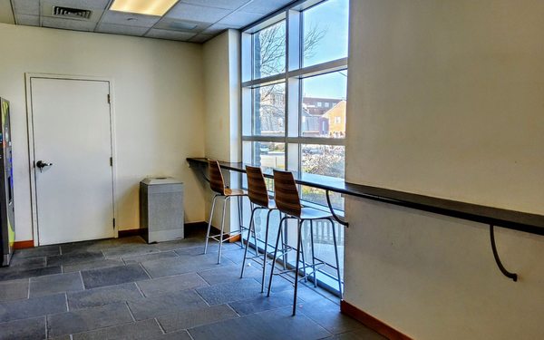 LUDINGTON LIBRARY - Updated July 2025 - 145 Photos & 29 Reviews - 5 S ...