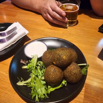 JUXT TAPHOUSE - Updated May 2025 - 157 Photos & 107 Reviews - 119 W ...