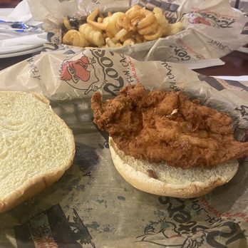 ROOSTERS - Updated November 2024 - 18 Photos & 31 Reviews - 2430 N ...