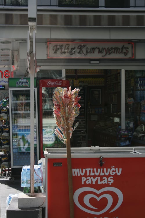 FILIZ KURUYEMI Ba dat Cad stanbul Turkey Yelp filiz-kuruyemi-ba-dat-cad-stanbul-turkey-yelp