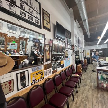 DOWNTOWN BARBER SHOP - Updated October 2025 - 48 Photos & 68 Reviews ...