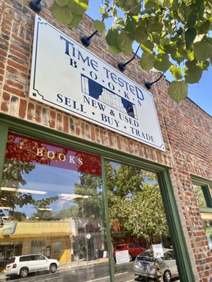 TIME TESTED BOOKS - 84 Photos & 126 Reviews - 1114 21st St, Sacramento ...