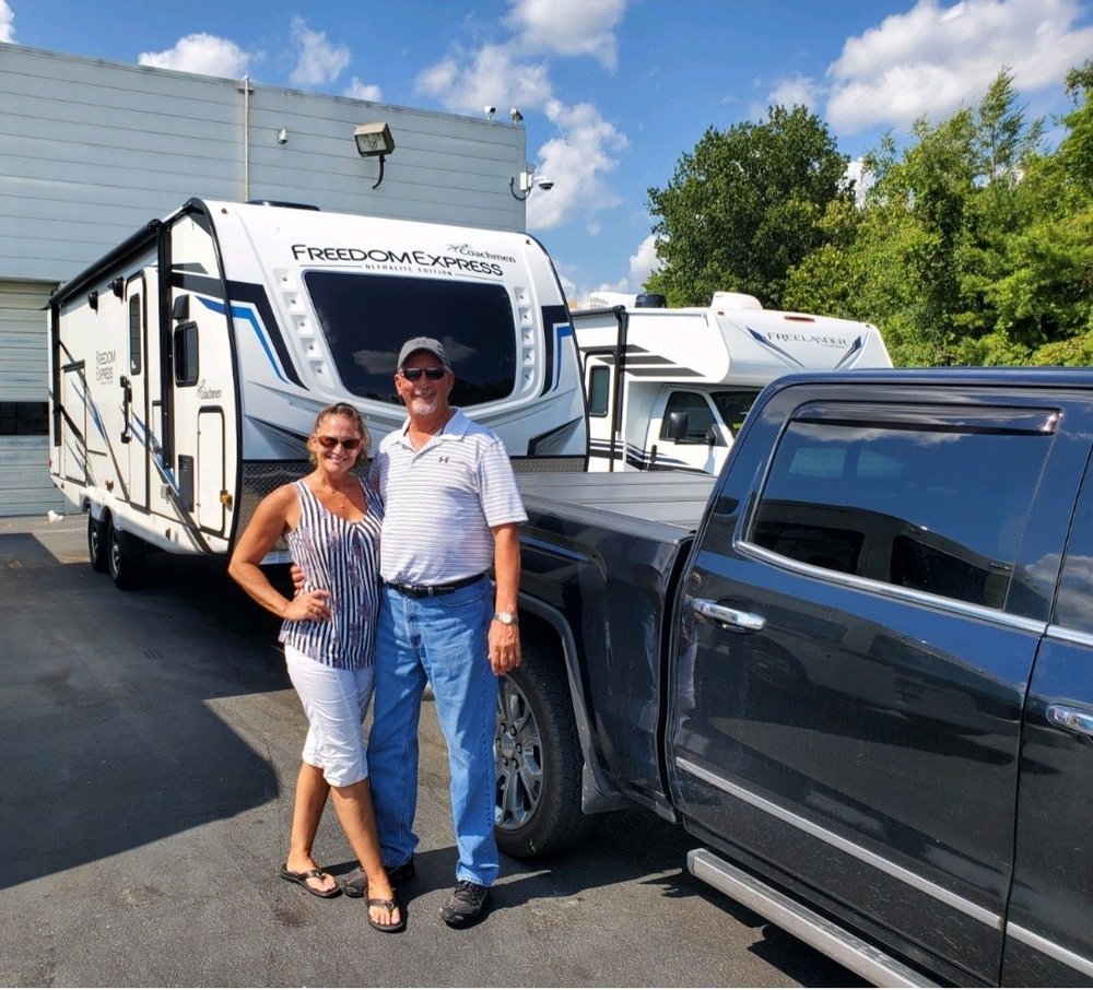 MIDWEST RV CENTER - Updated July 2025 - 88 Photos & 52 Reviews - 6200 ...