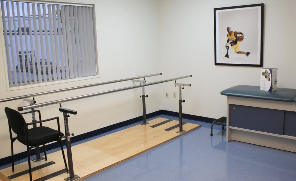 MEDICAL CENTER ORTHOTICS & PROSTHETICS - Updated May 2026 - 18 Photos ...