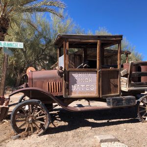 CHINA RANCH DATE FARM - 389 Photos & 103 Reviews - 8 China Ranch Rd ...