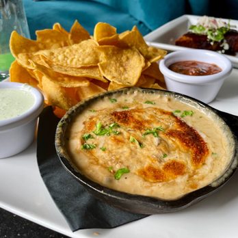 BARTINI - Updated July 2024 - 476 Photos & 615 Reviews - 2108 NW Glisan ...