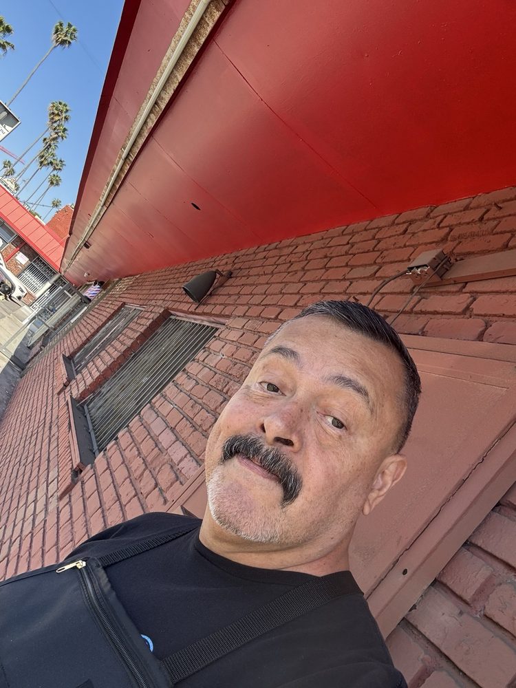 AR2RO BARBER SPOT - Updated June 2025 - 141 Photos & 17 Reviews - 5205 ...