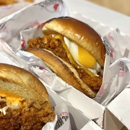 MONROE’S HOT CHICKEN - Updated May 2025 - 295 Photos & 257 Reviews ...