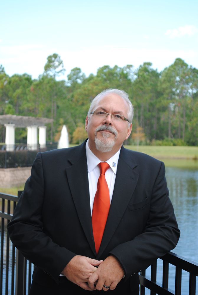 MICHAEL DAVIS REALTOR - 12 Photos - 235 N Cswy, New Smyrna Beach ...