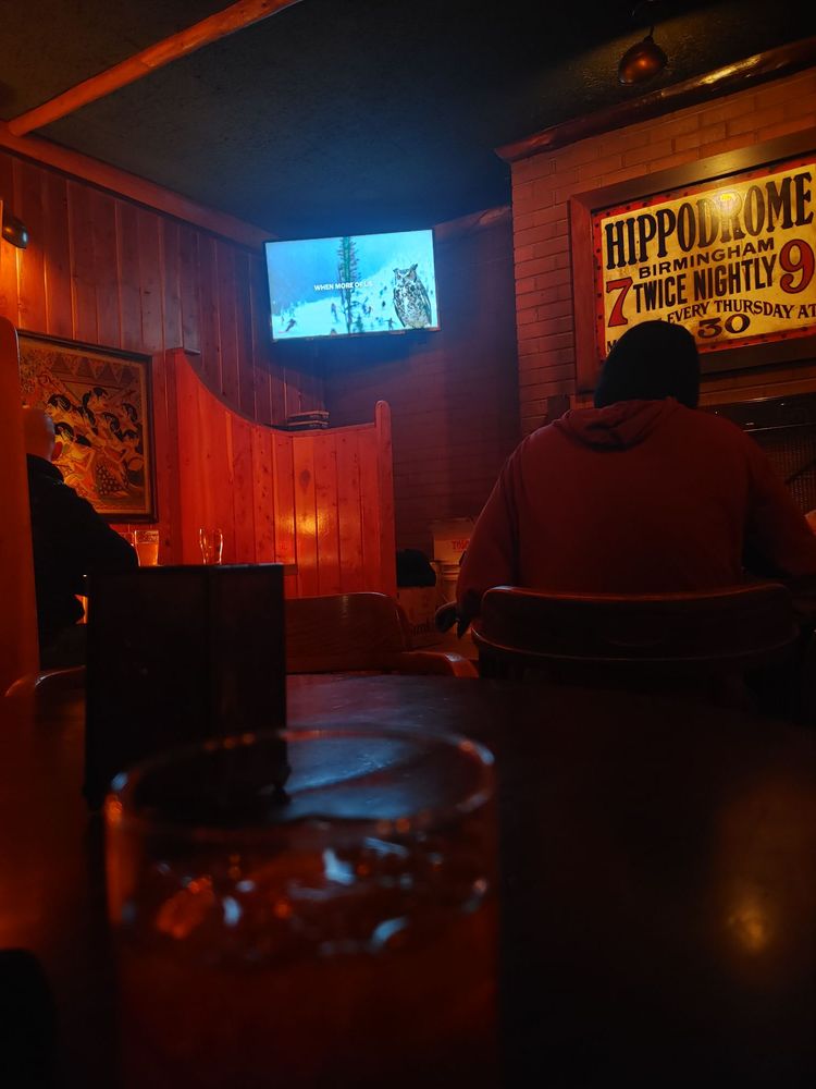 FIRESIDE BAR - Updated May 2024 - 700 NW Bond St, Bend, Oregon - Pubs ...