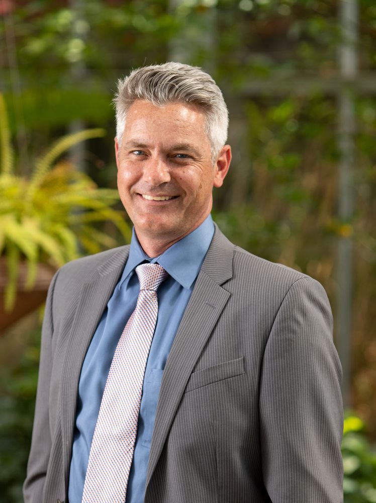 KEVIN SELLS GR - Updated December 2024 - 625 Kenmoor Dr SE, Grand ...