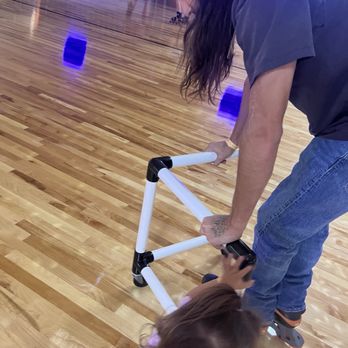 WHEELS FAMILY SKATING CENTER - Updated December 2025 - 28 Photos & 23 ...