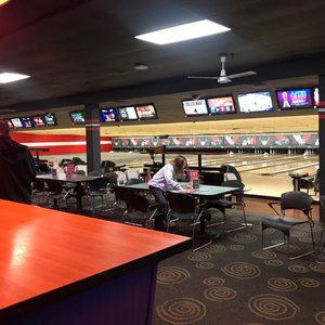 AMF CIRCLE LANES - 26 Photos & 19 Reviews - 525 Main St, East Haven ...