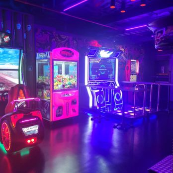 SPACE PING PONG LOUNGE & BAR - Updated October 2025 - 181 Photos & 150 ...