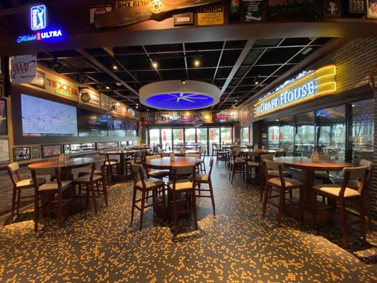 54TH STREET RESTAURANT & DRAFTHOUSE - Updated December 2025 - 420 ...
