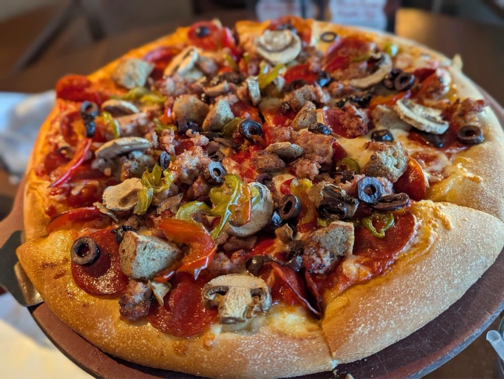 PATS SELECT PIZZA | GRILL - Updated December 2025 - 88 Photos & 81 ...