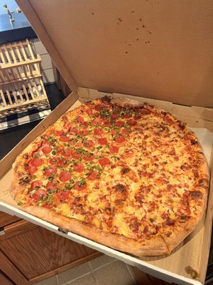 PIZZA CASTLE - Updated September 2025 - 140 Photos & 179 Reviews - 1220 ...