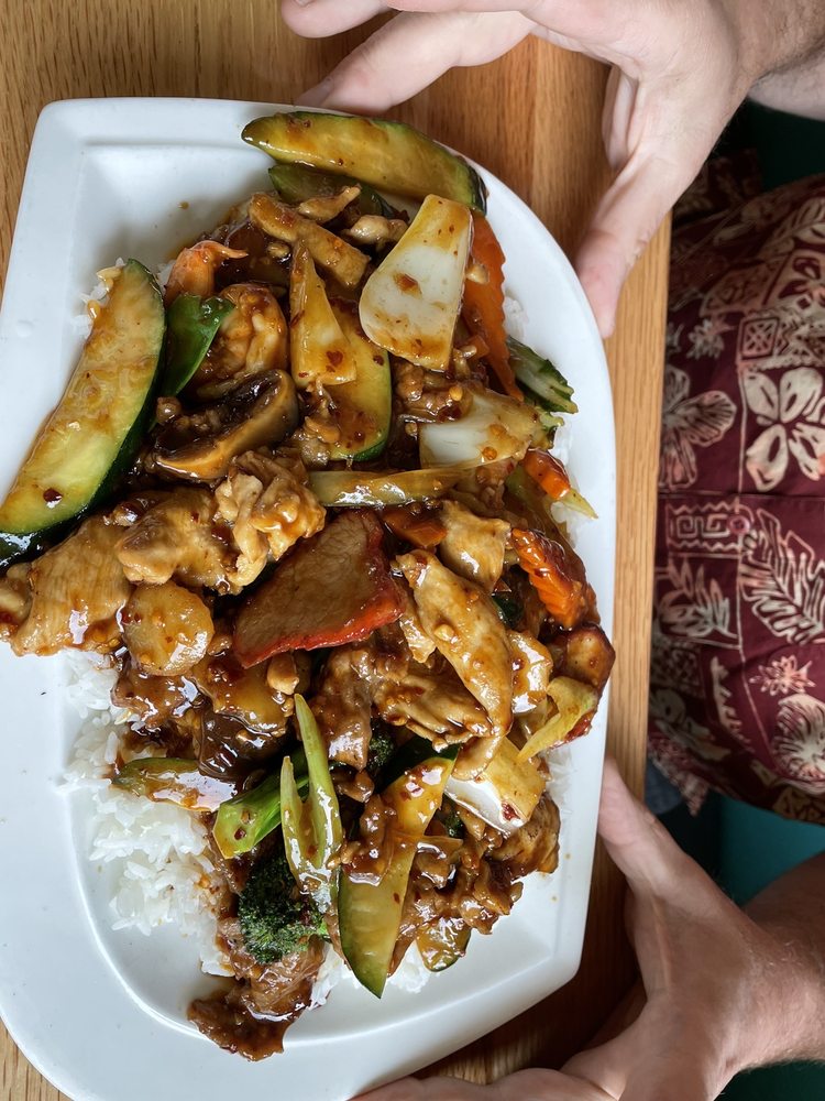 LEE’S WOK - 43 Photos & 102 Reviews - 306 N Coast Hwy, Newport, Oregon - Chinese - Restaurant ...