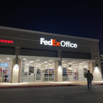FEDEX OFFICE PRINT & SHIP CENTER - Updated August 2025 - 14 Photos & 12 ...