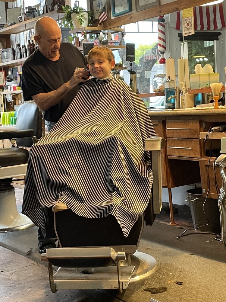 MONTROSE BARBER SHOP - Updated January 2026 - 36 Photos & 42 Reviews ...