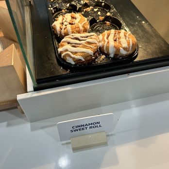 HOLIDAY INN EXPRESS & SUITES SAN DIMAS - Updated December 2025 - 107 ...