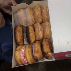SNOWFLAKE DONUTS - 18 Photos & 11 Reviews - 8361 Winkler Dr, Houston ...