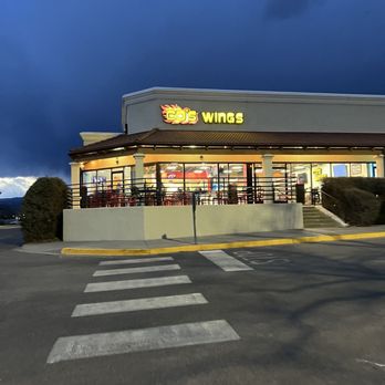 CD’S WINGS - WESTMINSTER - Updated December 2025 - 217 Photos & 483 ...