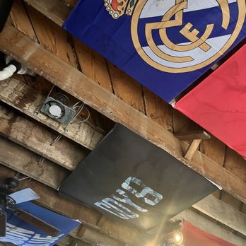 COURTYARD HOOLIGANS - Updated November 2025 - 30 Photos & 54 Reviews ...