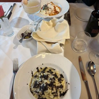 BARI RISTORANTE - Updated March 2025 - 311 Photos & 155 Reviews - 4444 ...