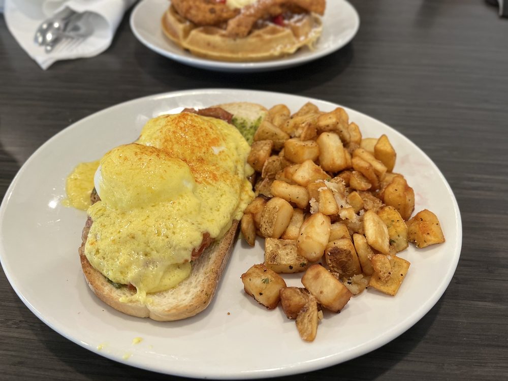 MAPLE - Updated June 2025 - 77 Photos & 92 Reviews - 8487 Union Chapel ...