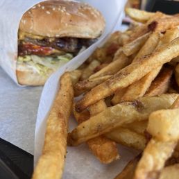 DAGLAS DRIVE IN - Updated January 2026 - 532 Photos & 874 Reviews ...