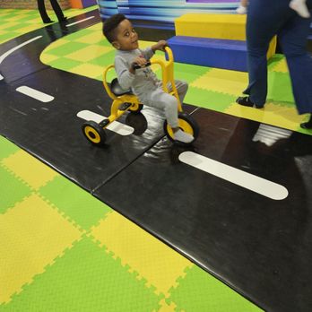 GO PLAY! - Updated January 2026 - 22 Photos & 16 Reviews - 140 Long Rd ...