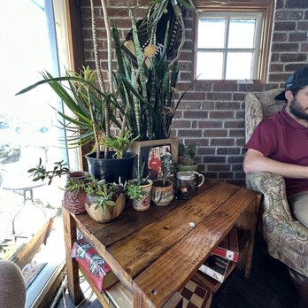 HIGHER GROUND COFFEE - Updated April 2025 - 42 Photos & 89 Reviews ...