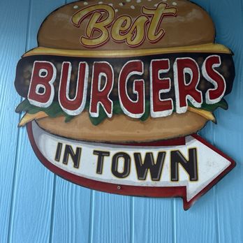 PAPA DOGZ - Updated January 2026 - 42 Photos & 40 Reviews - 707 Dixie ...