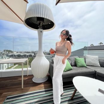 TOPSIDE ROOF DECK - 305 Photos & 207 Reviews - 3300 Newport Blvd ...