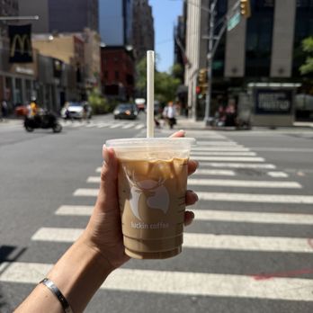 LUCKIN COFFEE - Updated January 2026 - 95 Photos & 45 Reviews - 800 6th ...