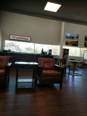 FRED ANDERSON TOYOTA OF GREER - Updated May 2026 - 28 Photos & 81 ...
