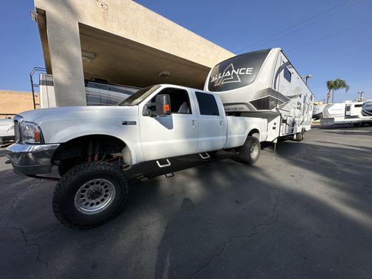 GIANT RV - Updated June 2025 - 212 Photos & 532 Reviews - 1300 E Santo ...