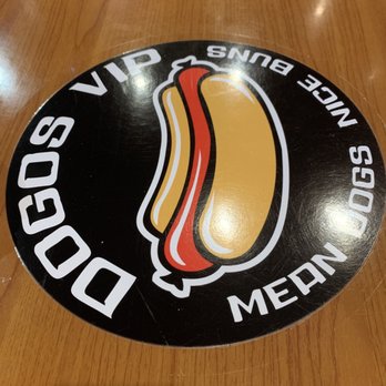 DOGOS VIP - Updated July 2024 - 90 Photos & 50 Reviews - 6125 ...