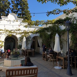 CAJÉ COFFEE ROASTERS - SANTA BARBARA - 153 Photos & 80 Reviews - 811A ...