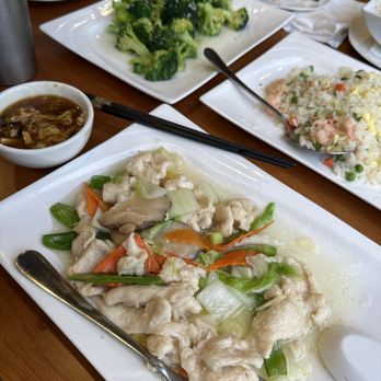 FRYING LEMON FISH - Updated January 2025 - 208 Photos & 126 Reviews ...